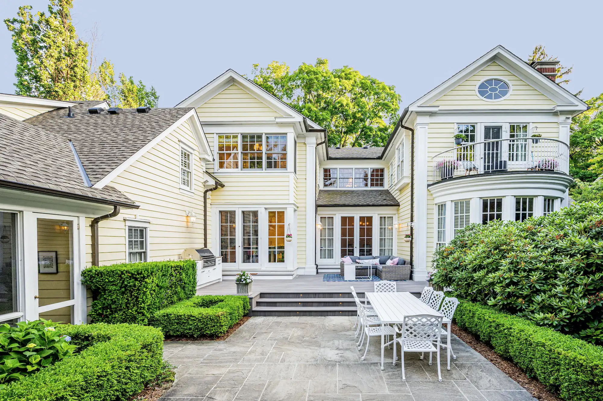 Caledon Deck Contractor | Custom Deck Design & Construction